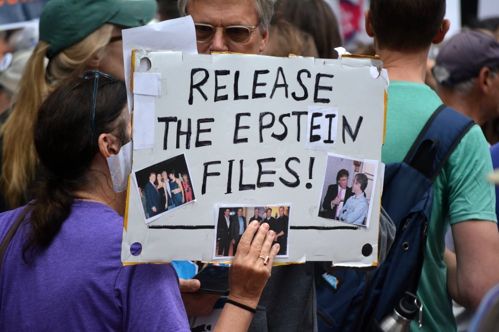 Divulgation du dossier Epstein : quelles conséquences pour Donald Trump ...